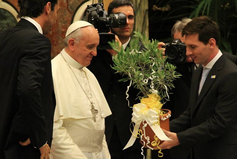 Is Messi A god? Read the Stunning Answer of Pope Francis - Cheer On Nigeria