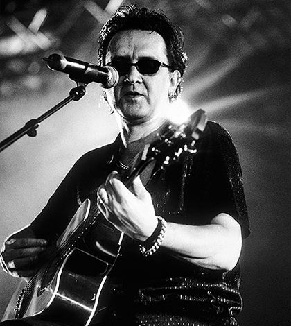 Zona Rock Dan Metal : WAYNE HUSSEY