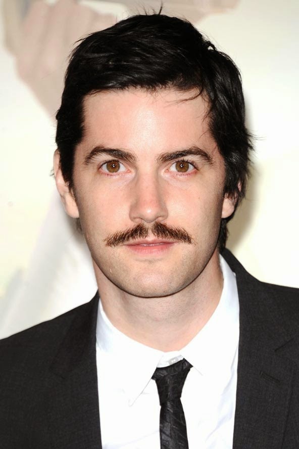 Moda Cabellos: Cortes de pelo para hombres con bigotes 2014