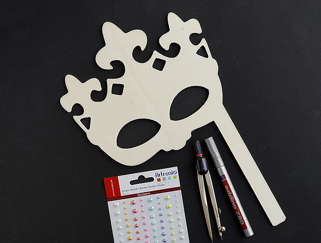 Mandala mask - Journey into Creativity