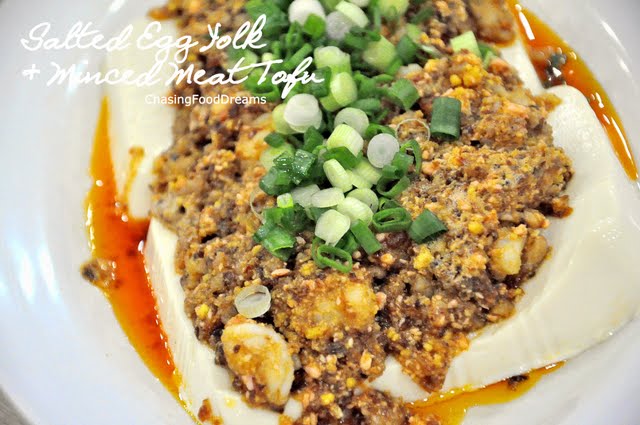 CHASING FOOD DREAMS: Restaurant Woo Ng Kee: A Blast From The Past!