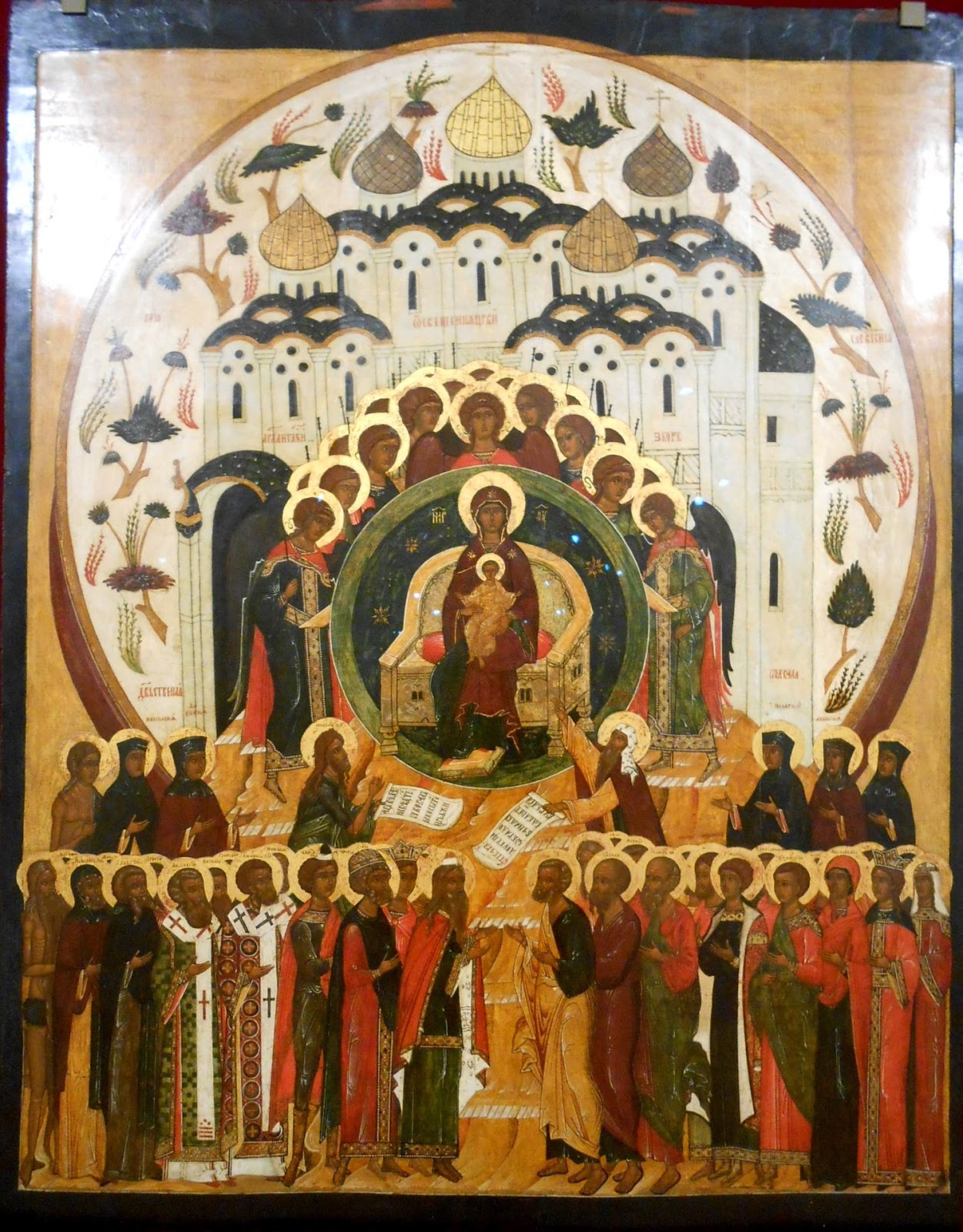 New Liturgical Movement: Russian Icons Displayed at St Peter’s Basilica