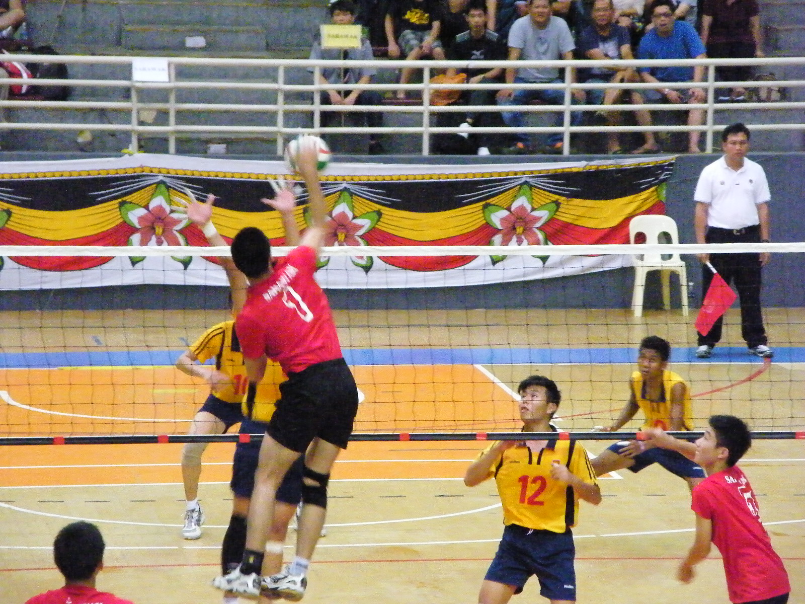 MSSM Bola Tampar: GAMBAR-GAMBAR PERLAWANAN AKHIR L 18