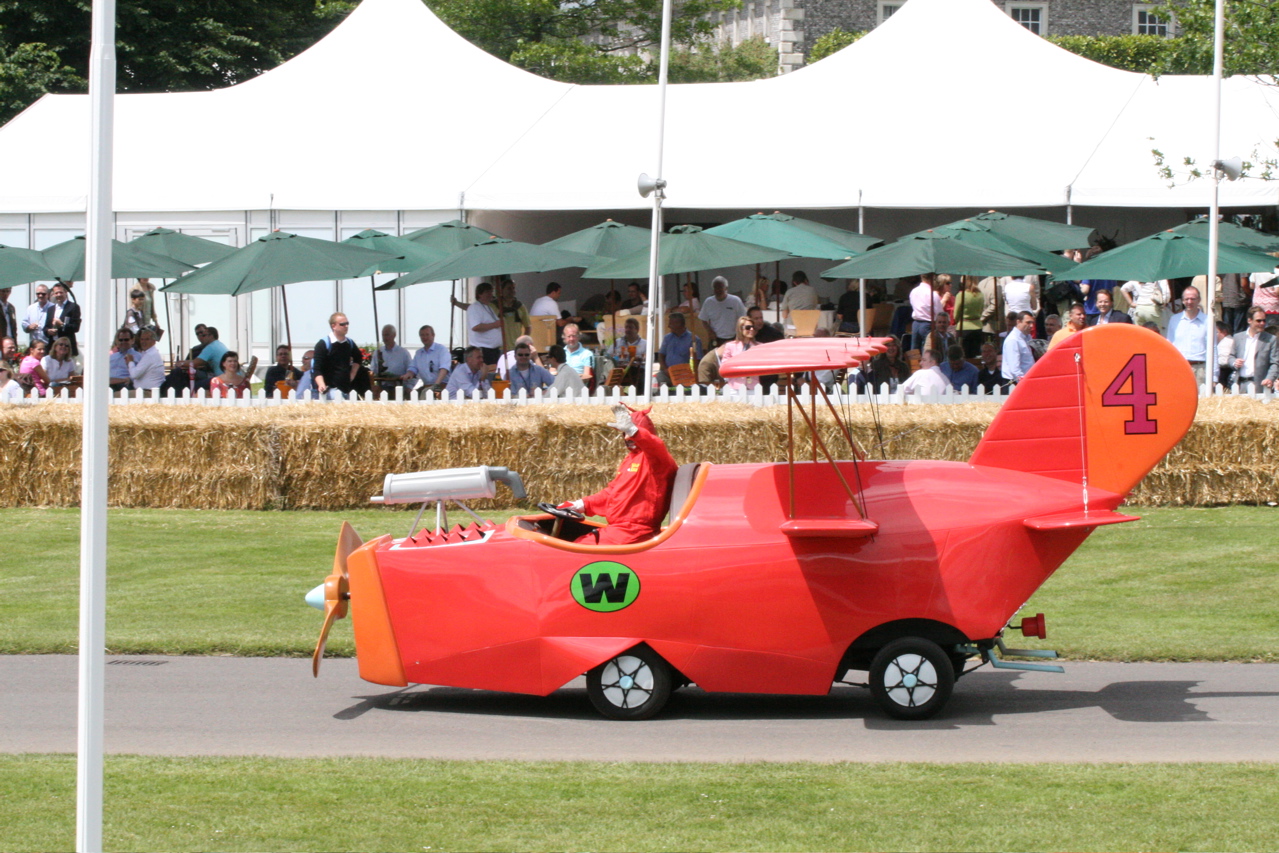 RACING GUIMARÃES: WACKY RACES - OS CARROS