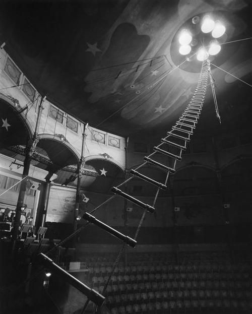 OLTRE IL MURO: ARTE e FOTOGRAFIA: RENÉ-JACQUES | PHOTOGRAPHER