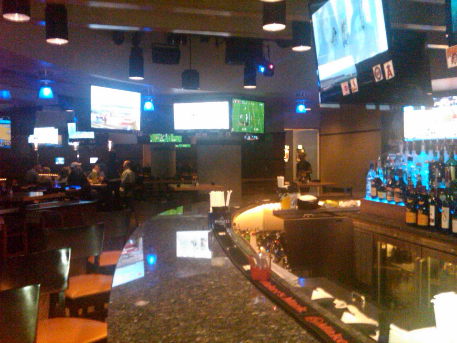 [INDY] Girl in Love: What I'm Eating: Indianapolis Colts Grille (Downtown)