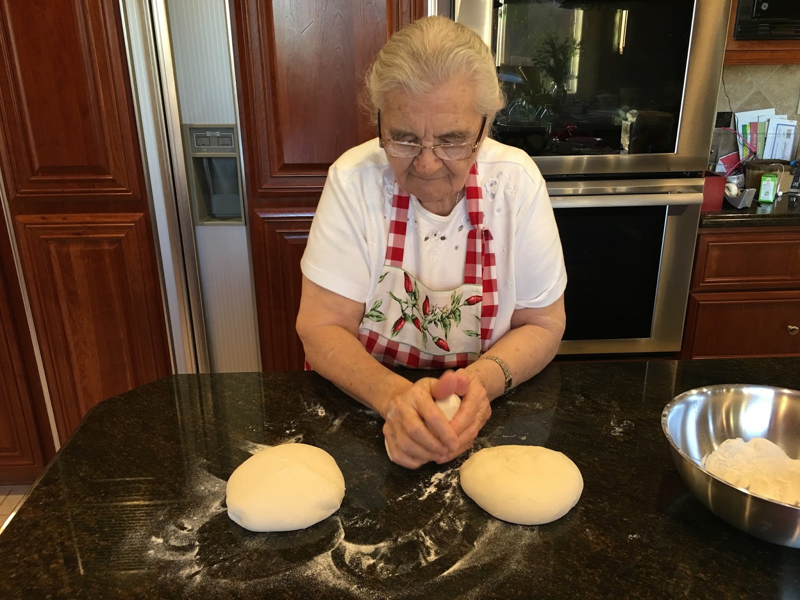 For the Love of Family and Friends: STRUDEL STRUDEL STRUDEL!!