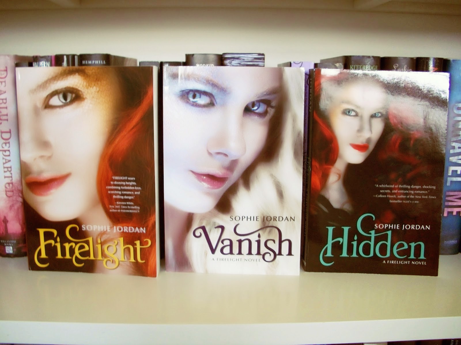 Trilogia Firelight | Dimensão da Leitura