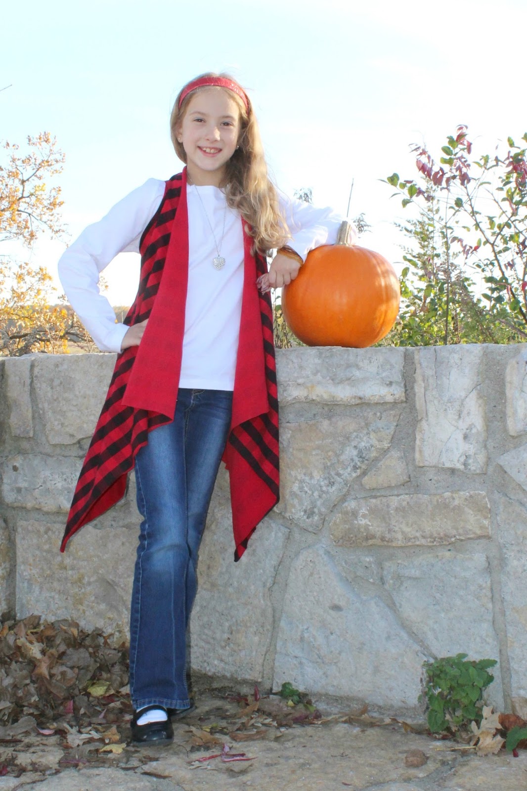 Sunshine and Spoons: Easy No Sew High Low Vest Tutorial