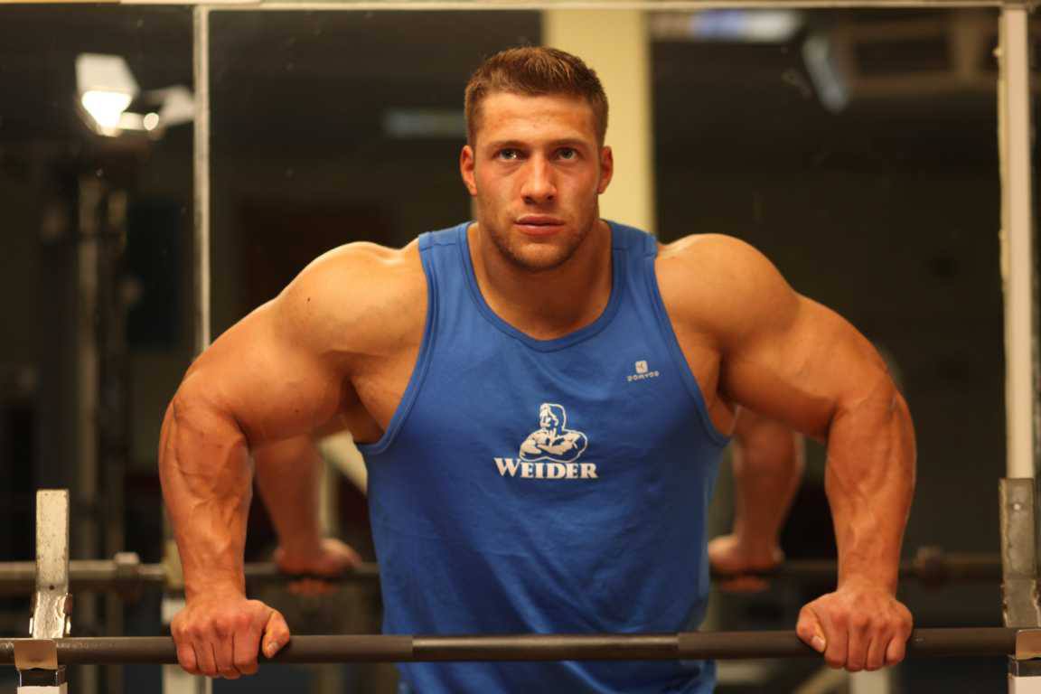 LA PERFECTION FAITE HOMME