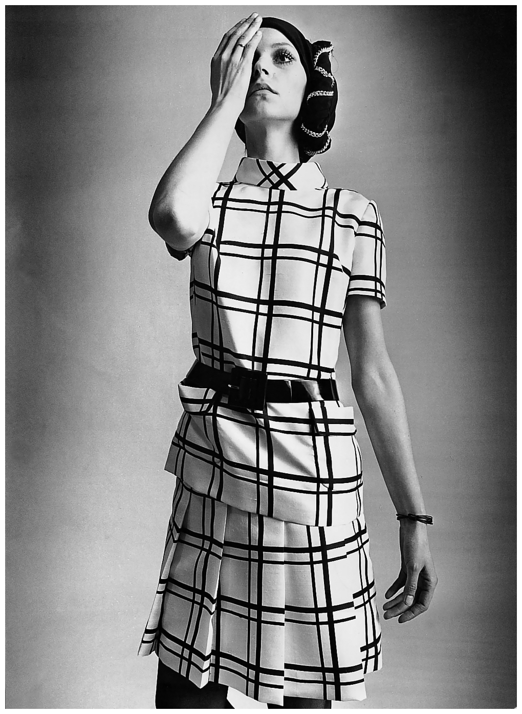 Les petits papiers de Nadezda: André Courrèges, la perfection