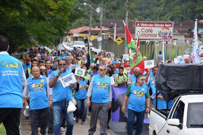 SINAP-MG : Protestos dos Aposentados em Nova Trento Santa Catarina ...