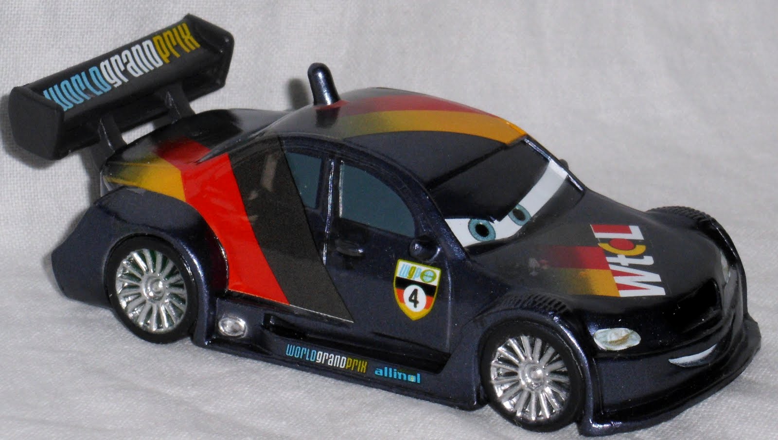 PERSONAJES DE CINE, TBO Y TV (2): MAX SCHNELL (CARS 2)