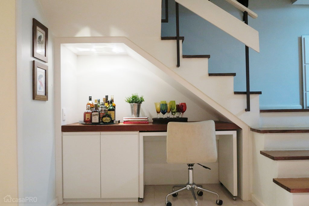 Construindo Minha Casa Clean: Bar Embaixo da Escada - Veja Dicas e Ideias!