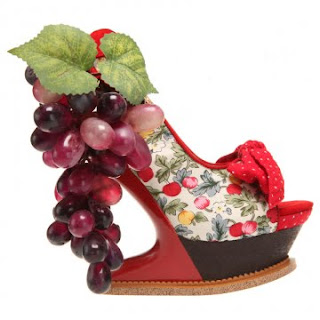 Dan Sullivan's grapey shoes | JUMI