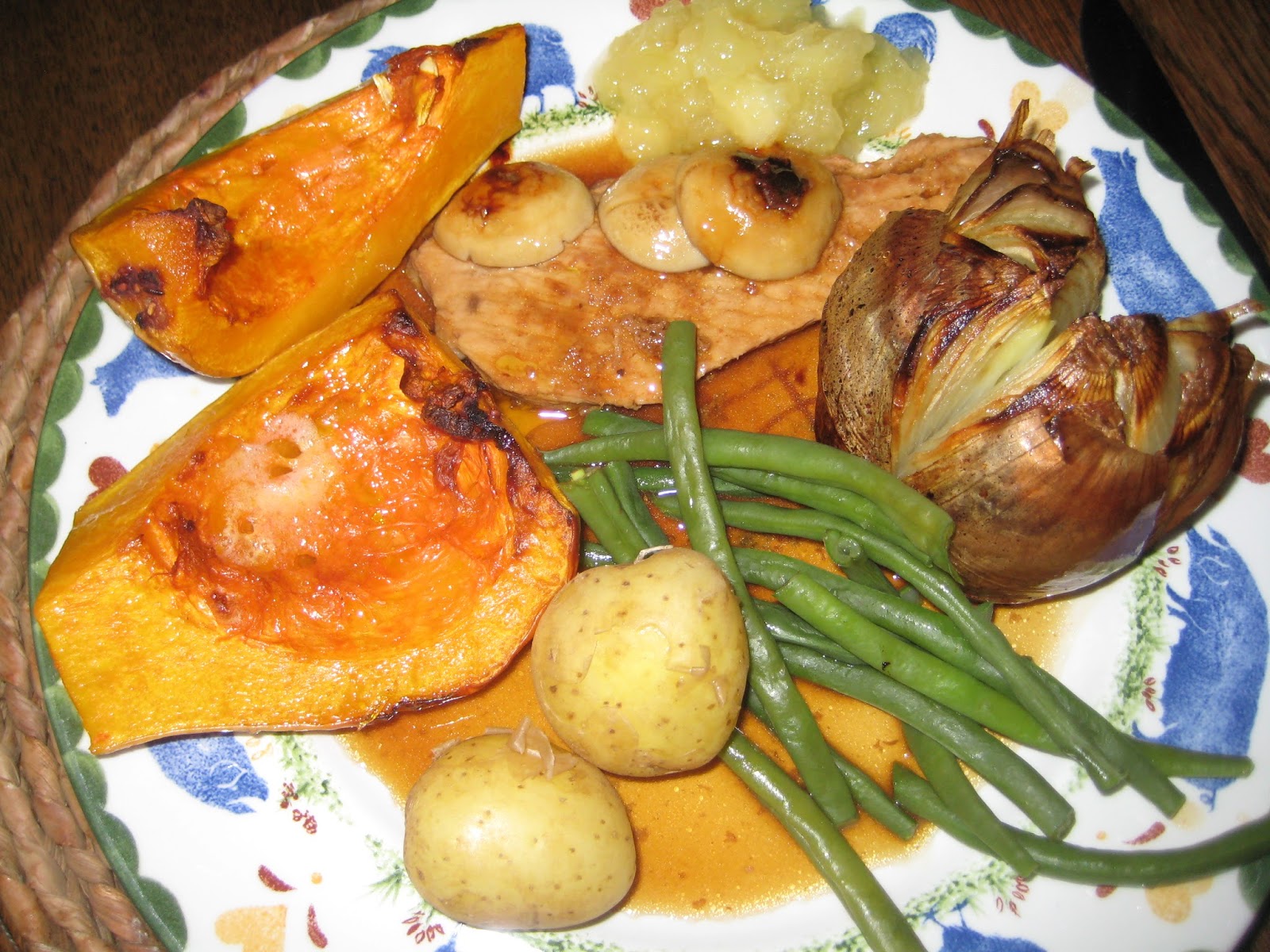 The Weaver of Grass: Sunday lunch.