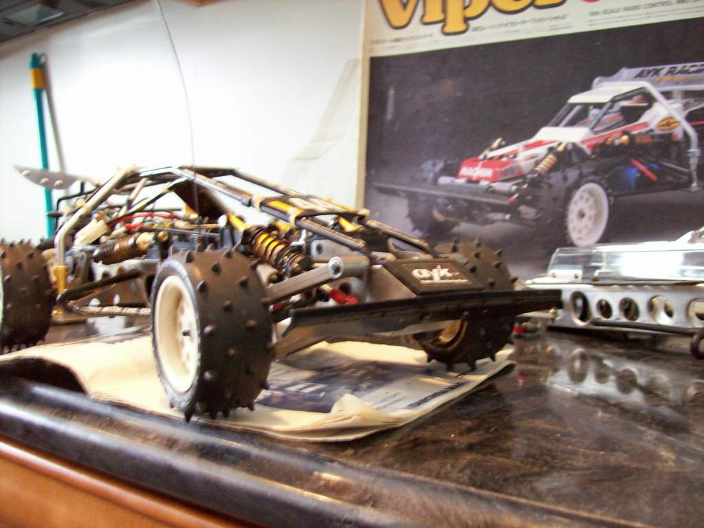 AT Vintage RC: KYOSHO / AYK / ASSOCIATED / TECNACRAFT