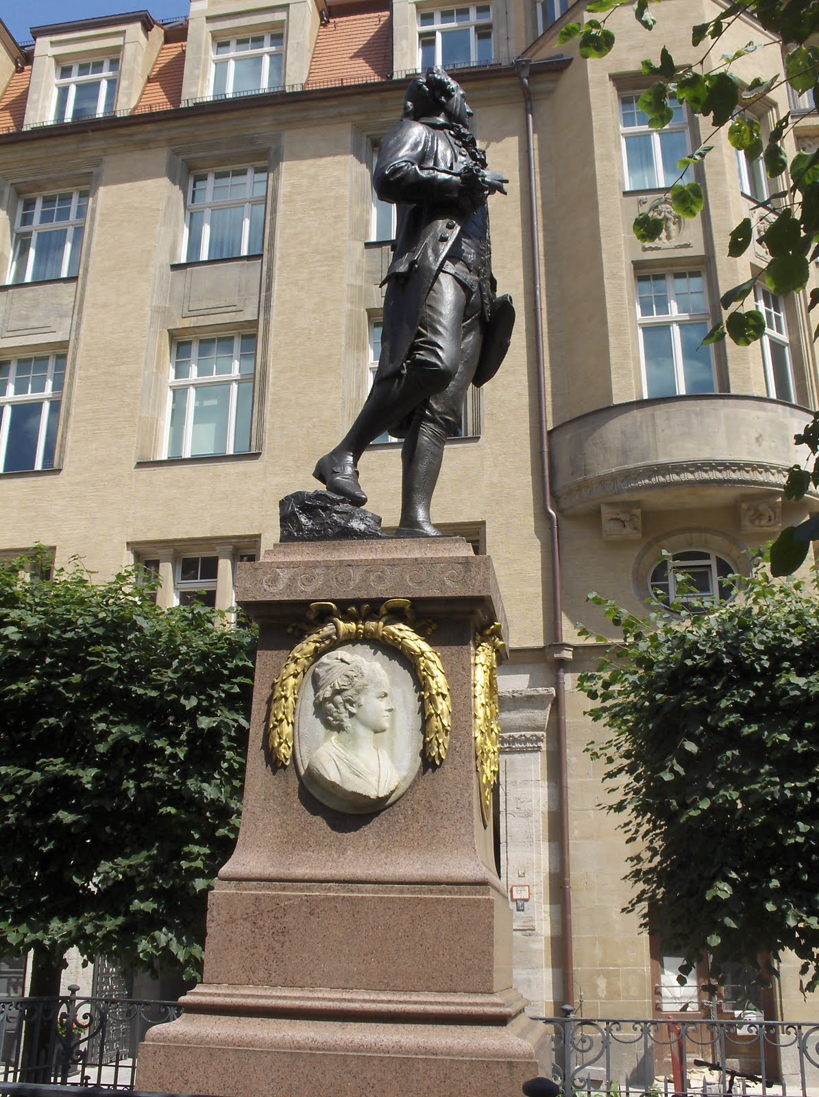 FROZEN POETS: JOHANN WOLFGANG VON GOETHE (1749-1832)