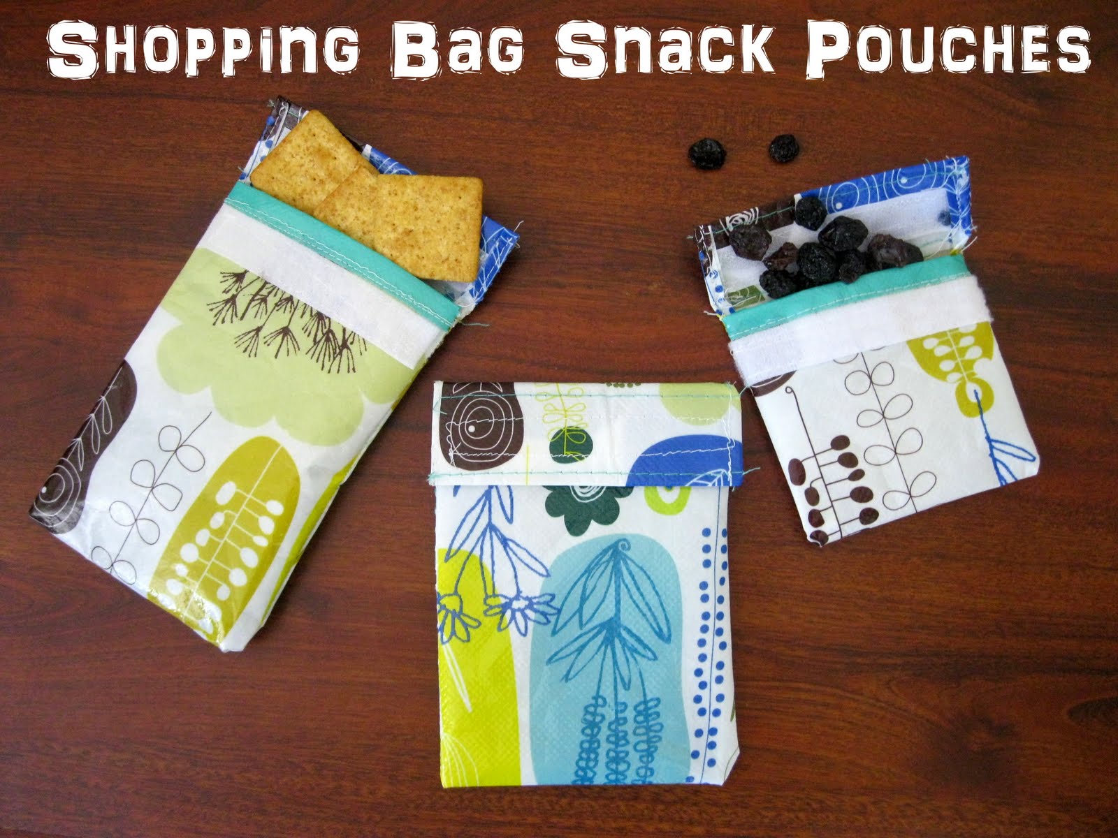Reusable Snack Pouch Tutorial - Peek-a-Boo Pages - Patterns, Fabric & More!