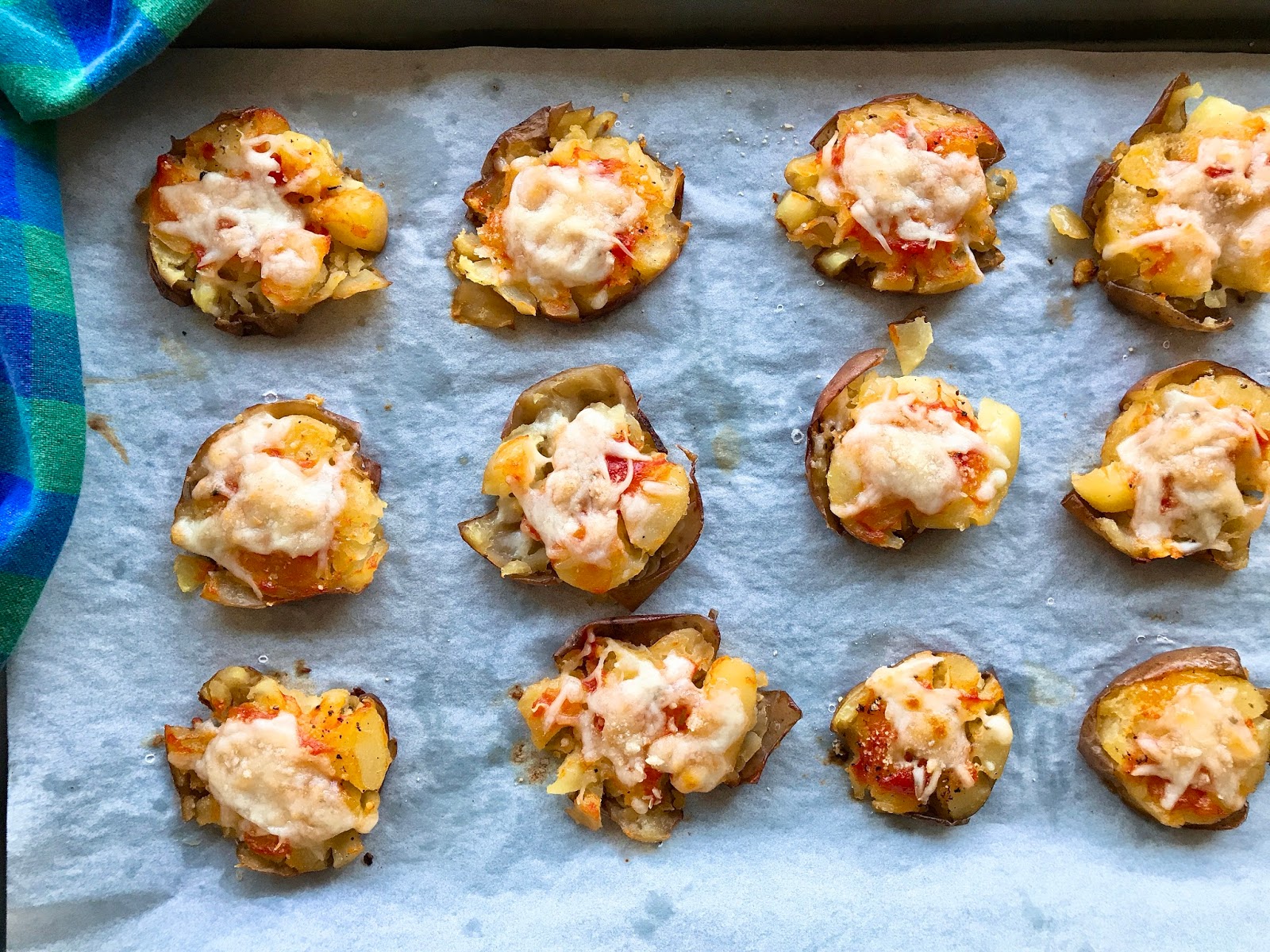 Smashed Potatoes with Ketchup and Cheese