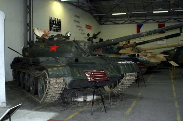 Catainium's Tanks: T-54 Main Battle Tank