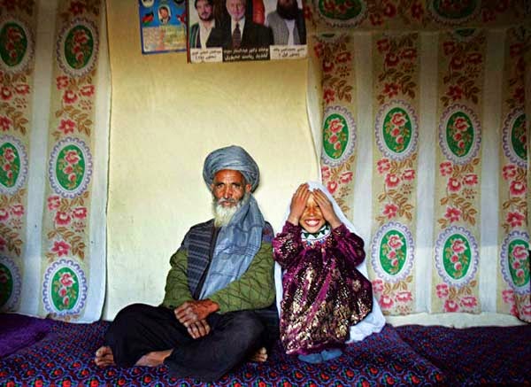 OLTRE IL MURO: ARTE e FOTOGRAFIA: STEPHANIE SINCLAIR | PHOTOGRAPHER