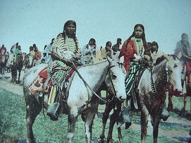 Pin von Angela Wolgast-Ladiges auf First people | Indigene kulturen ...