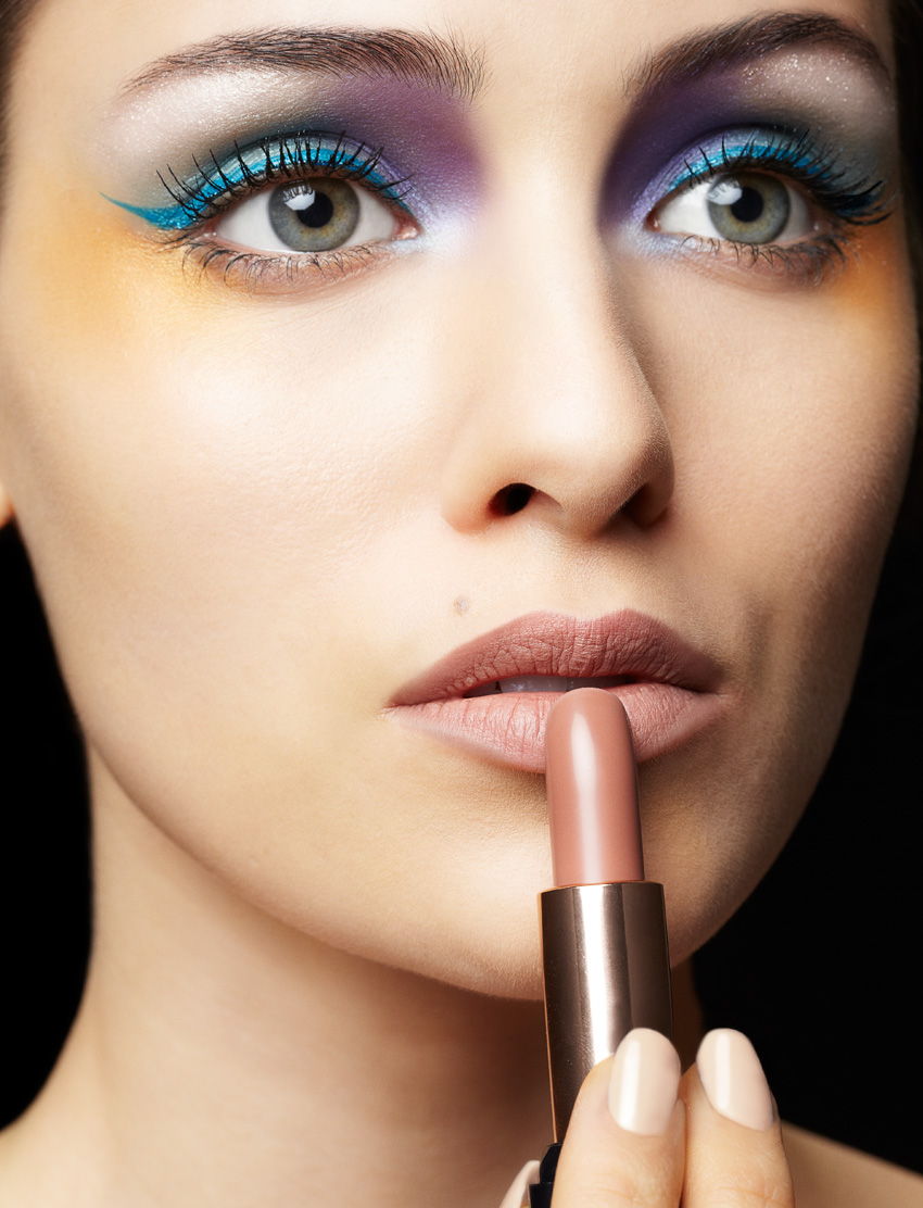 Maquiagem ao extremo: Cores de batons & Batons chocantes