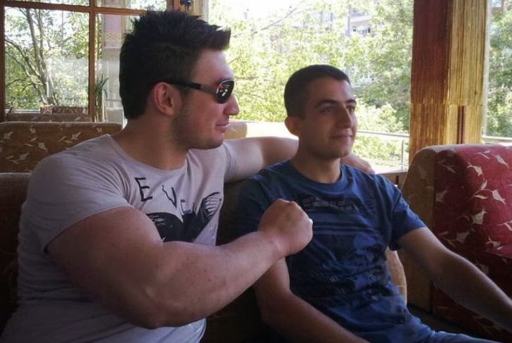 the beauty of male muscle: bodybuilders & average people