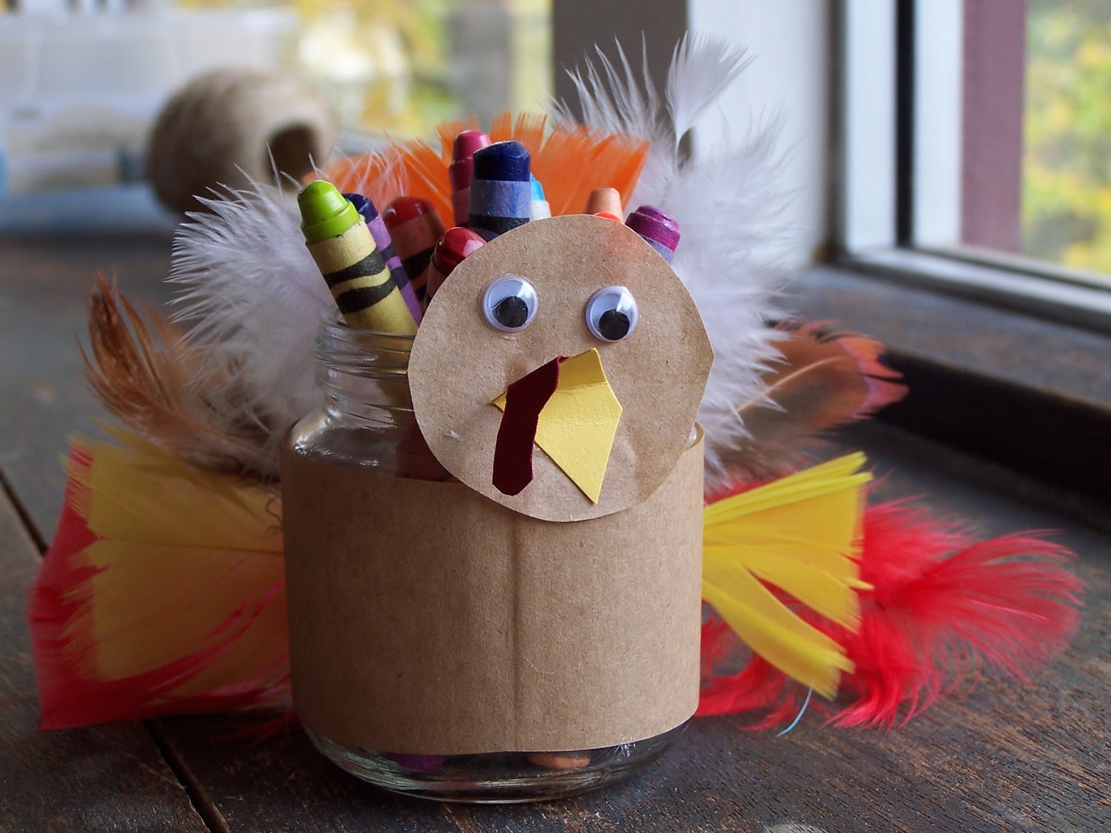 Simple Living Basics: Turkey Crayon Holders