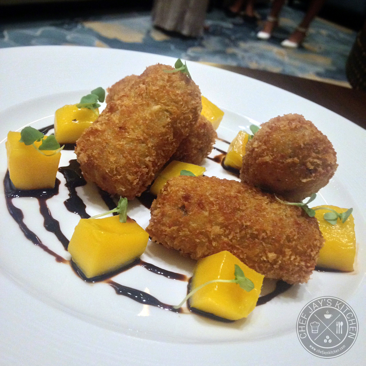 Shangri-La's High Street Lounge: Elegance, Sophistication, and ...