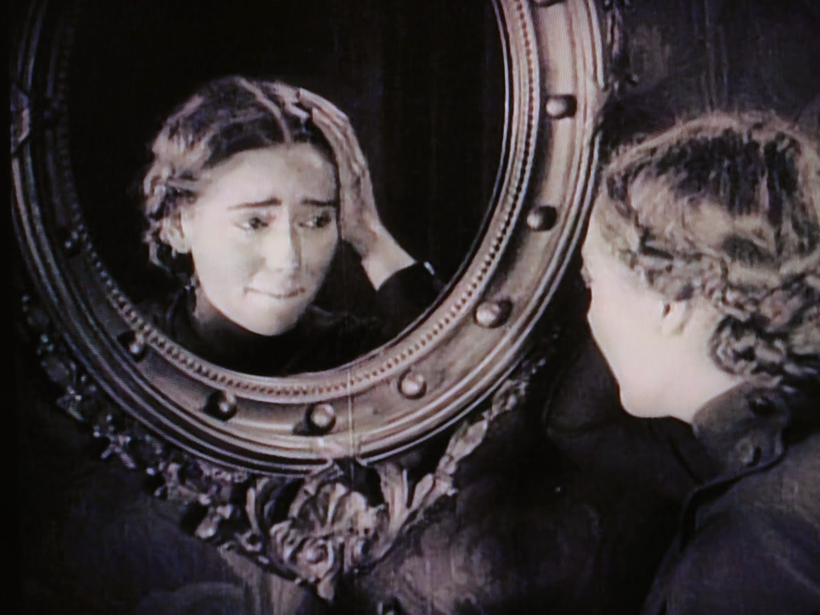 Rising Character: THE ALLURE OF WOMEN IN FILM
