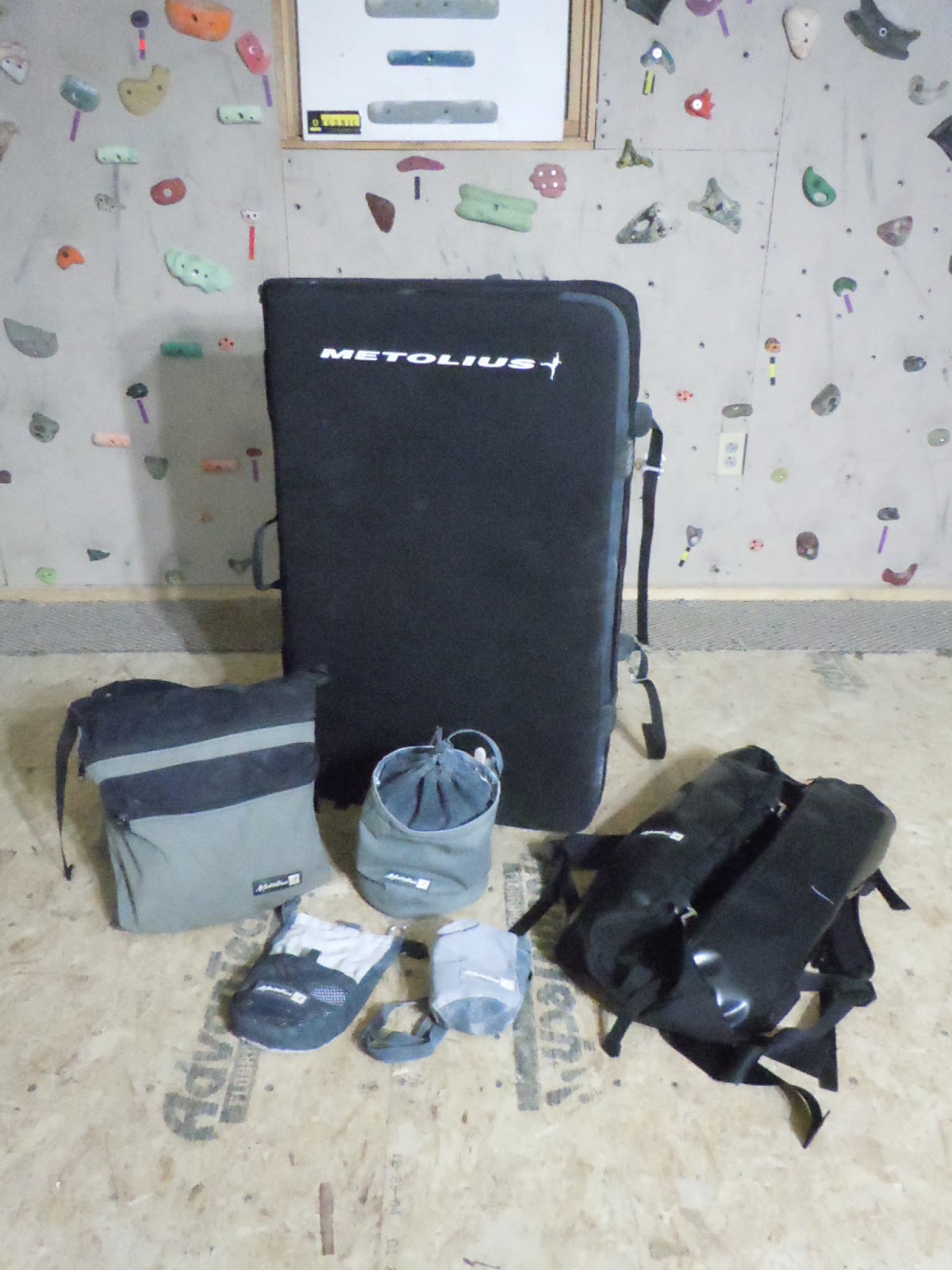 Metolius Climbing Logo