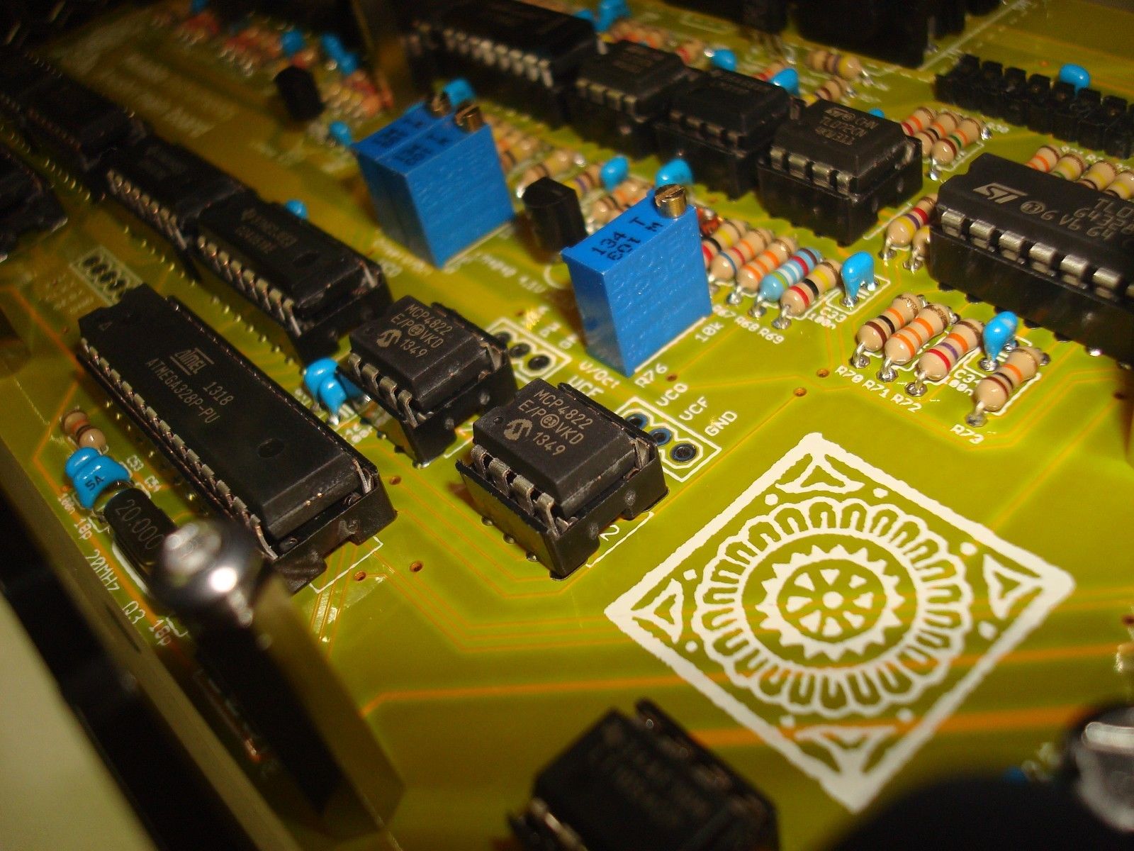 MATRIXSYNTH-B: Mutable Instruments Anushri Synthesizer