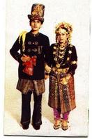 Traditional Aceh Clothes - Indonesian Cultures