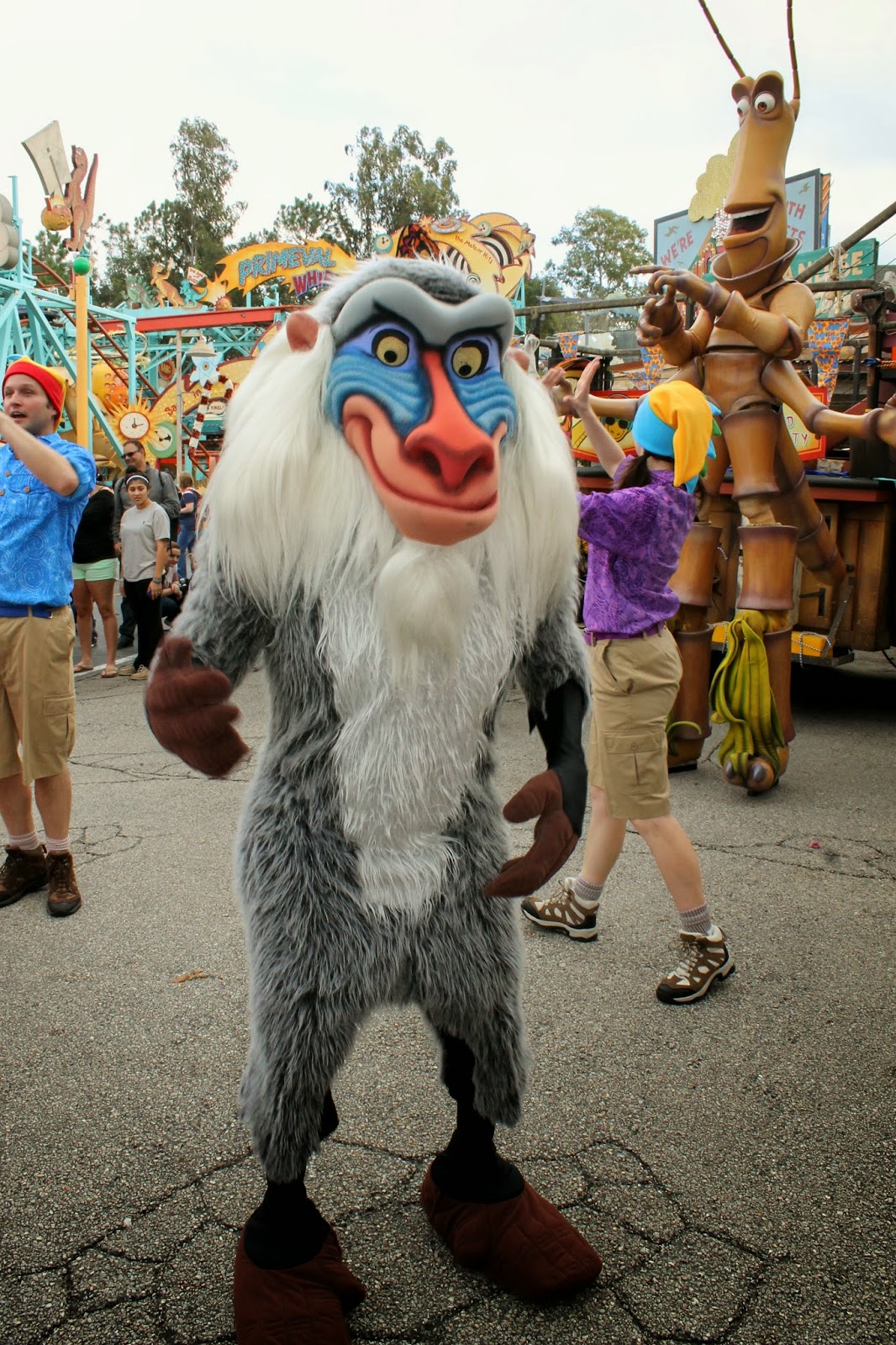 Unofficial Disney Character Hunting Guide: Dinoland Dance Party Debuts ...
