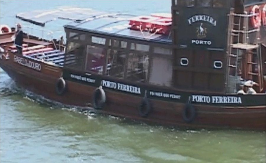 Ipsis Verbis: Porto: O Vinho do Porto e o barco Rabelo