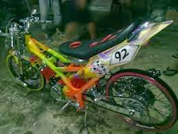 Gambar Keren Modifiasi Motor Satria Fu Drak Race