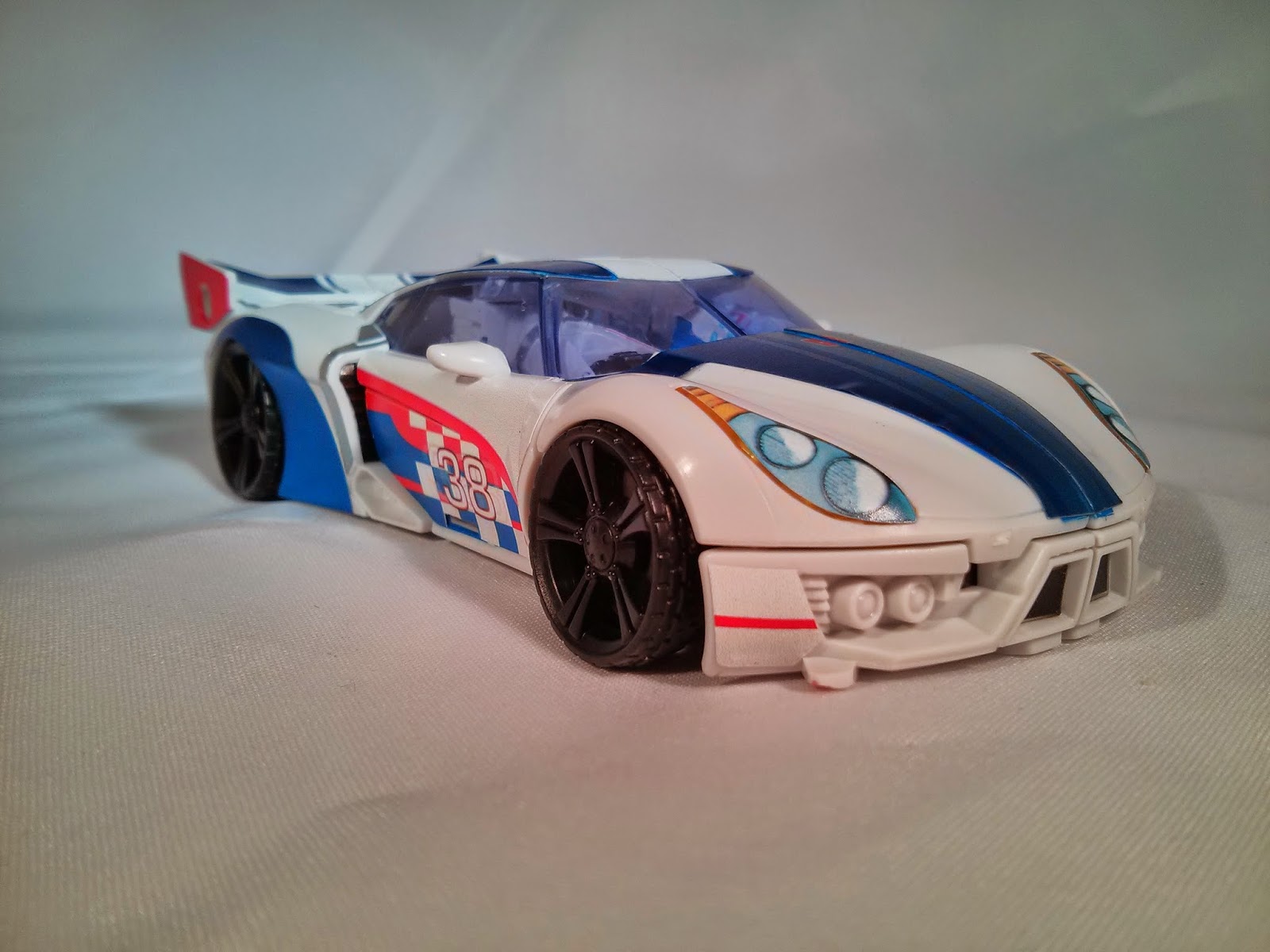 Toybox Soapbox: Reprolabels Beast Hunters Smokescreen Upgrade Set