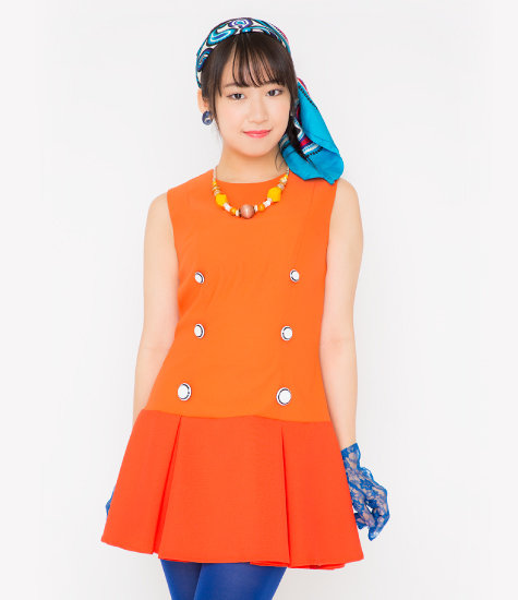 Morning Musume。France: Miki (12) prend une pause.