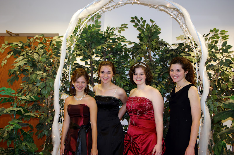 A Maiden's Notes: Senior Banquet (group photos)
