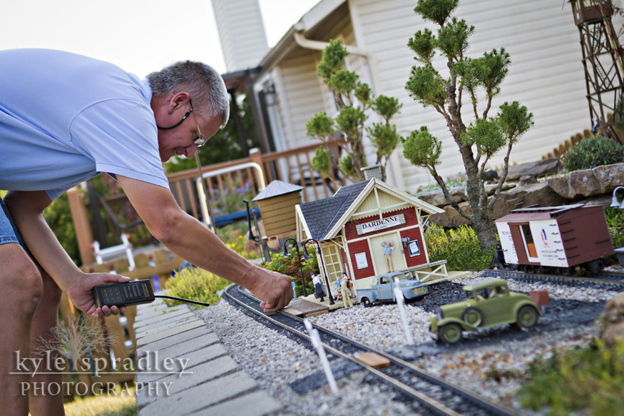 Kyle Spradley Photography Blog: Mark Hann's Garden Railroad