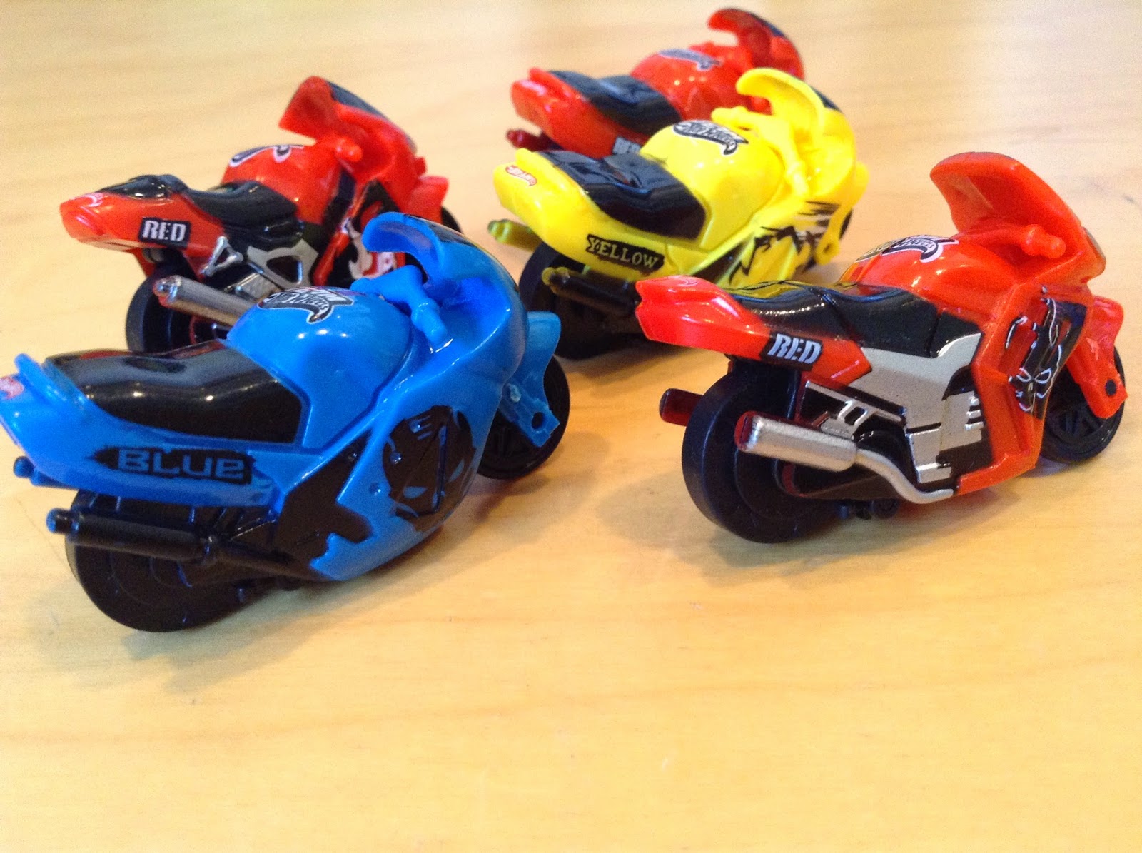 JULIAN'S HOT WHEELS BLOG: Superspeed Bikes