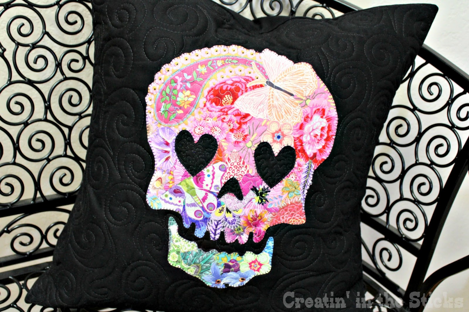 Creatin' in the Sticks: Collage Quilt a Sugar Skull - Tutorial