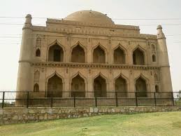 Historicalplacenarnaul(History of Narnaul): Gallery