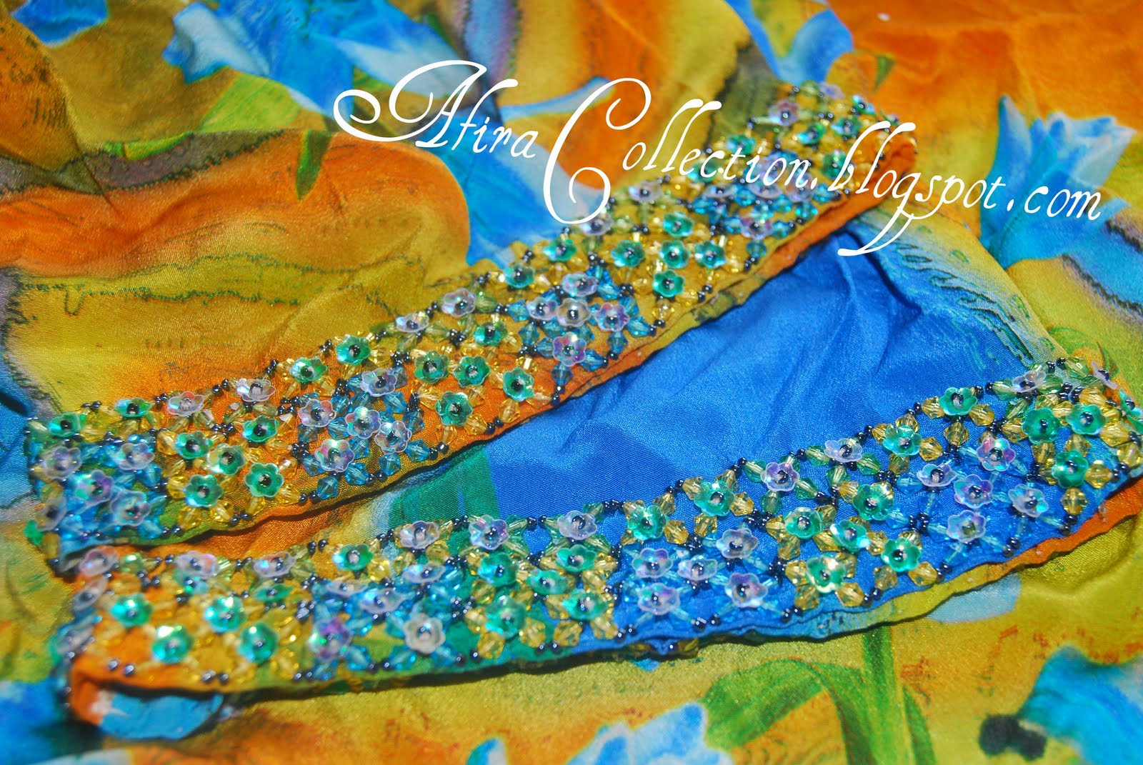 Afira Collection: CORAK MANIK & LABUCI