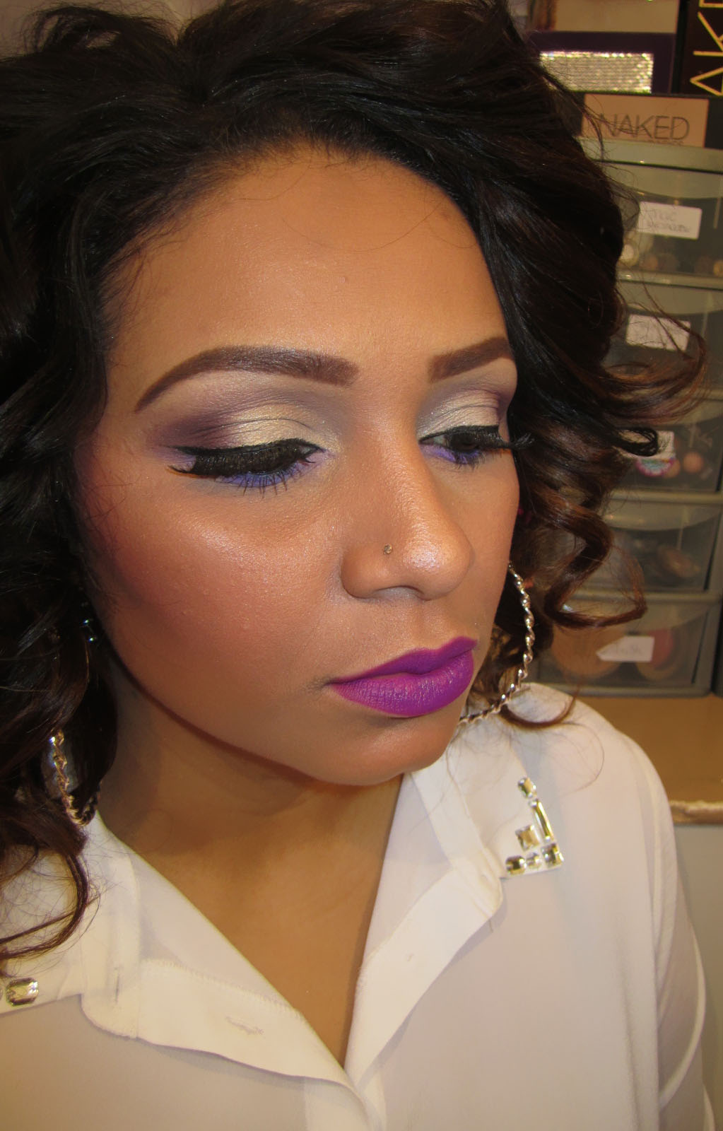 VAIDOSA VICIADA: Makeup look ft. Mac lipstick "Heroine"