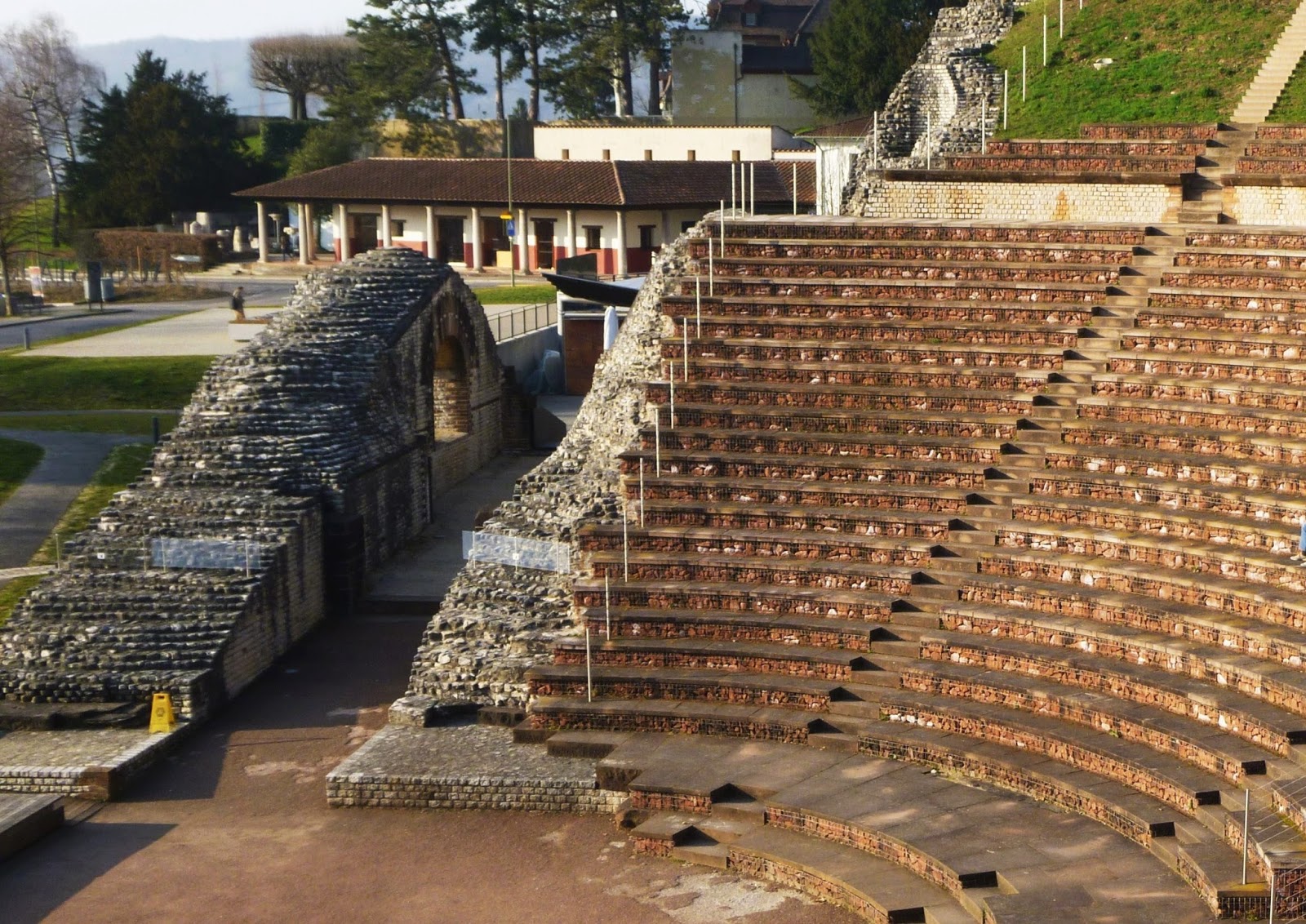 O LIVRO DE AREIA: Augusta Raurica, vila romana no Reno