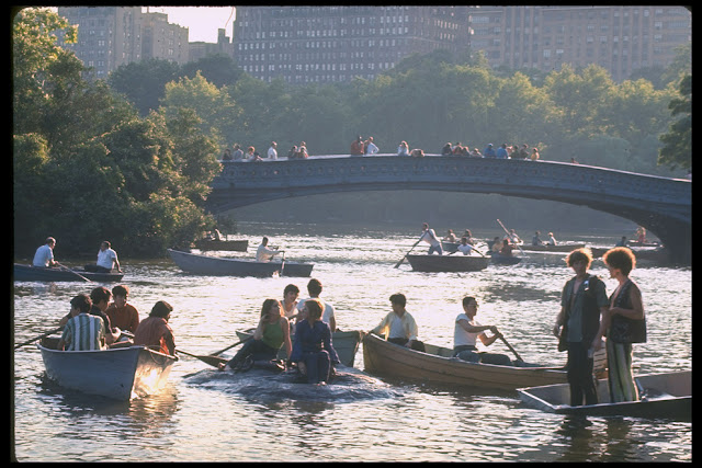 30 Wonderful Color Photographs of New York City in the Summer of 1969 ...