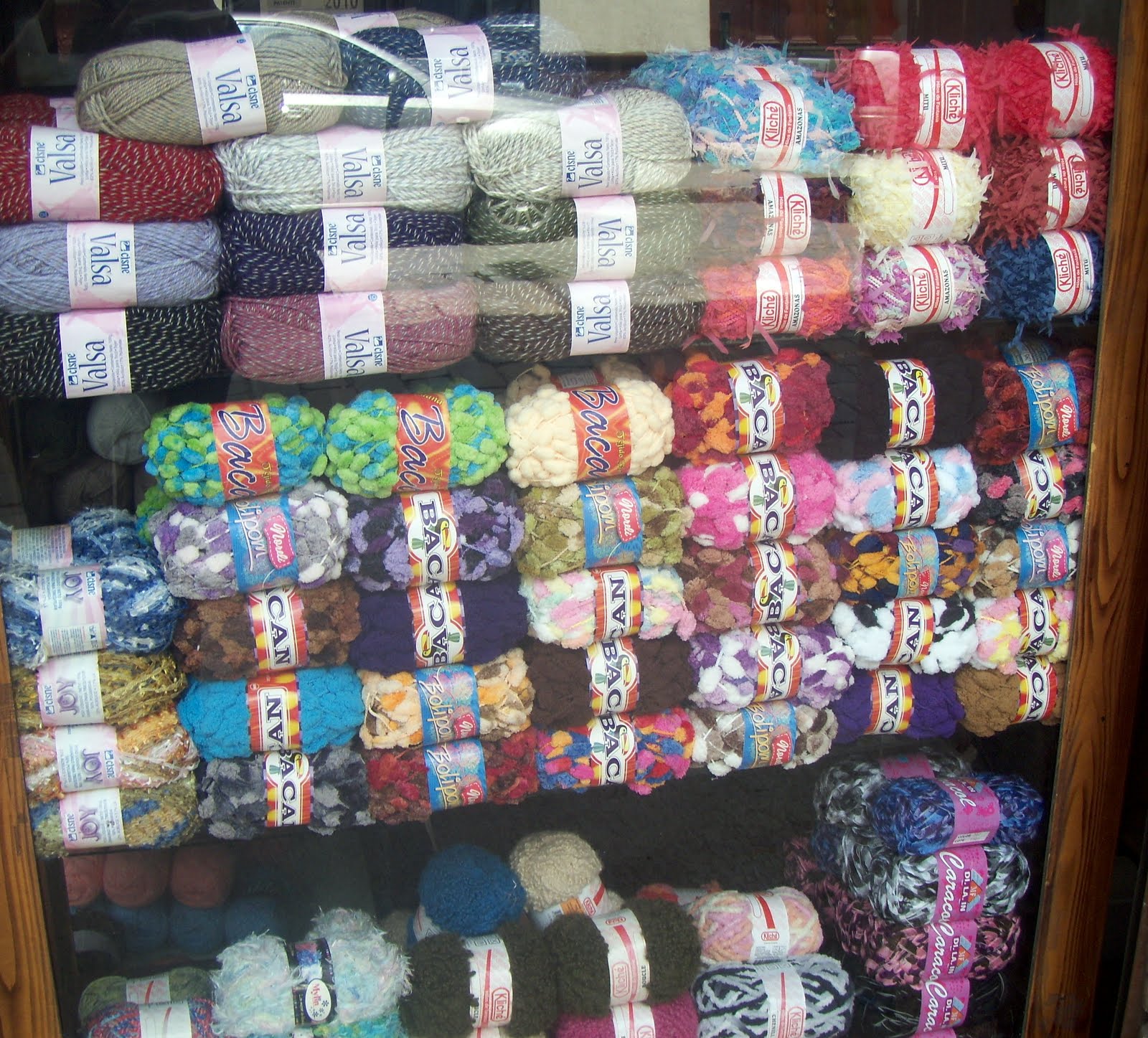 RichAndNancy: Another Yarn Shop and Sheep